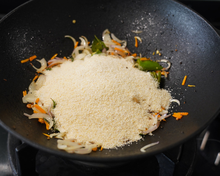 Rava Upma Recipe | How to make Rava Upma - Raks Kitchen