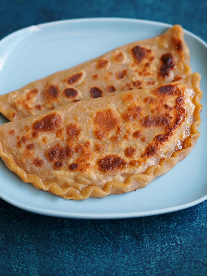 Poori recipe, how to make fluffy puri - Raks Kitchen