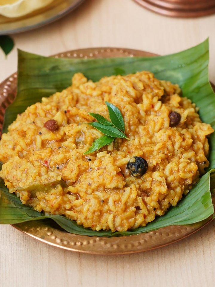 Lemon rice recipe | Tangy Spiced Rice - Raks Kitchen